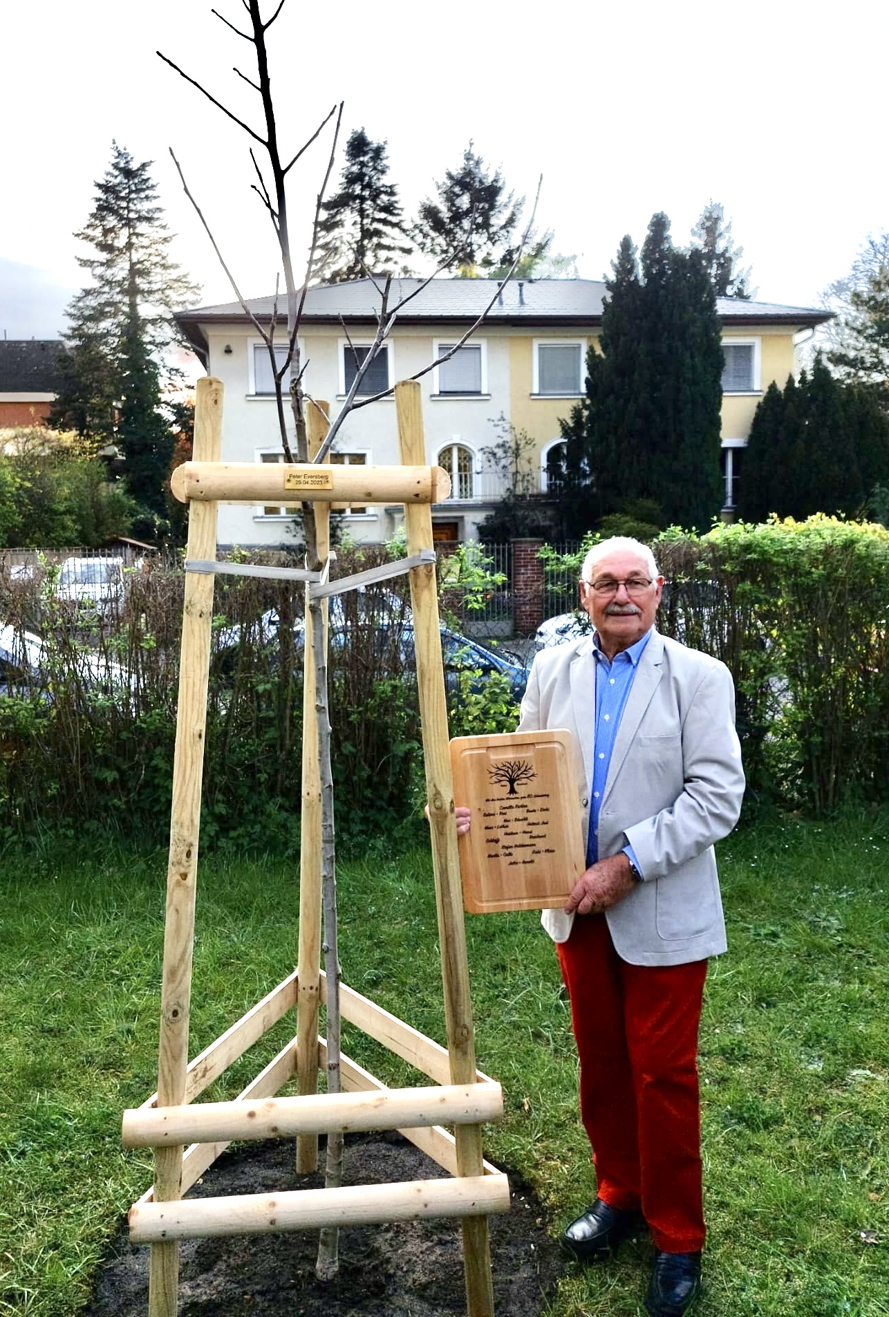 Ehrenmitglied Peter Eversberg ist 80 - STEGLITZER TK HOCKEY